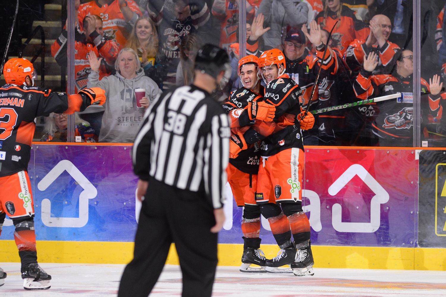 Steelers Hit Back to Crush the Storm 6-1 – Sheffield Steelers