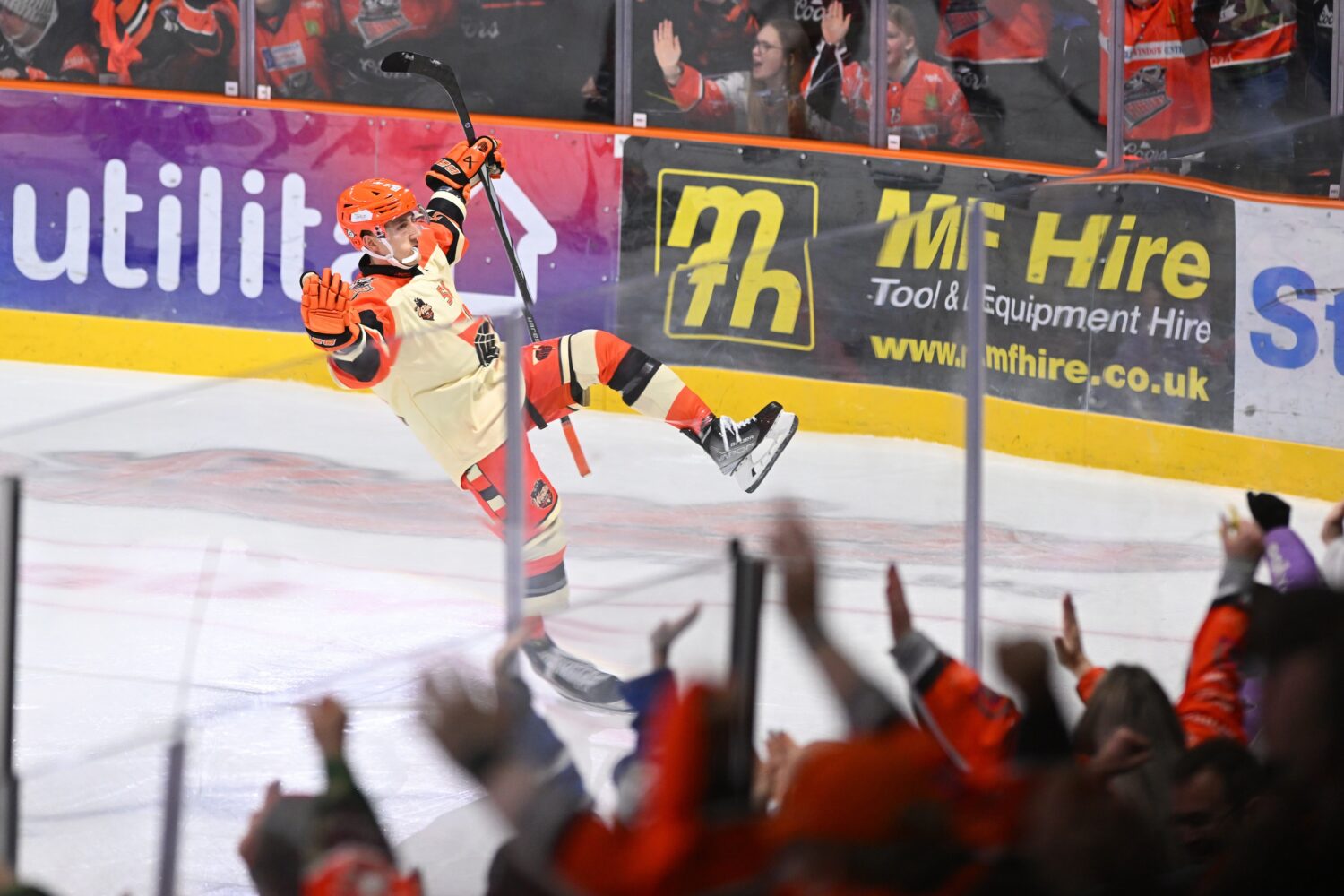 Storm Warning Hits 9 as Steelers Remain Top – Sheffield Steelers