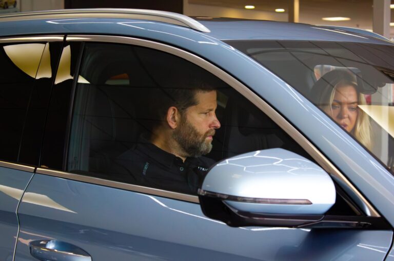 New Wheels for Foxy Thanks to Lookers BYD Sheffield – Sheffield Steelers